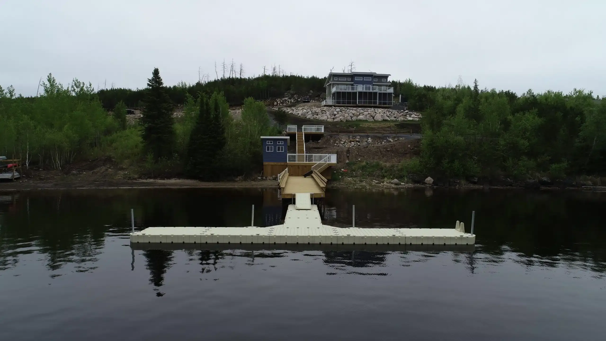 The Pros and Cons of Plastic Docks - Nor Col EZ Dock